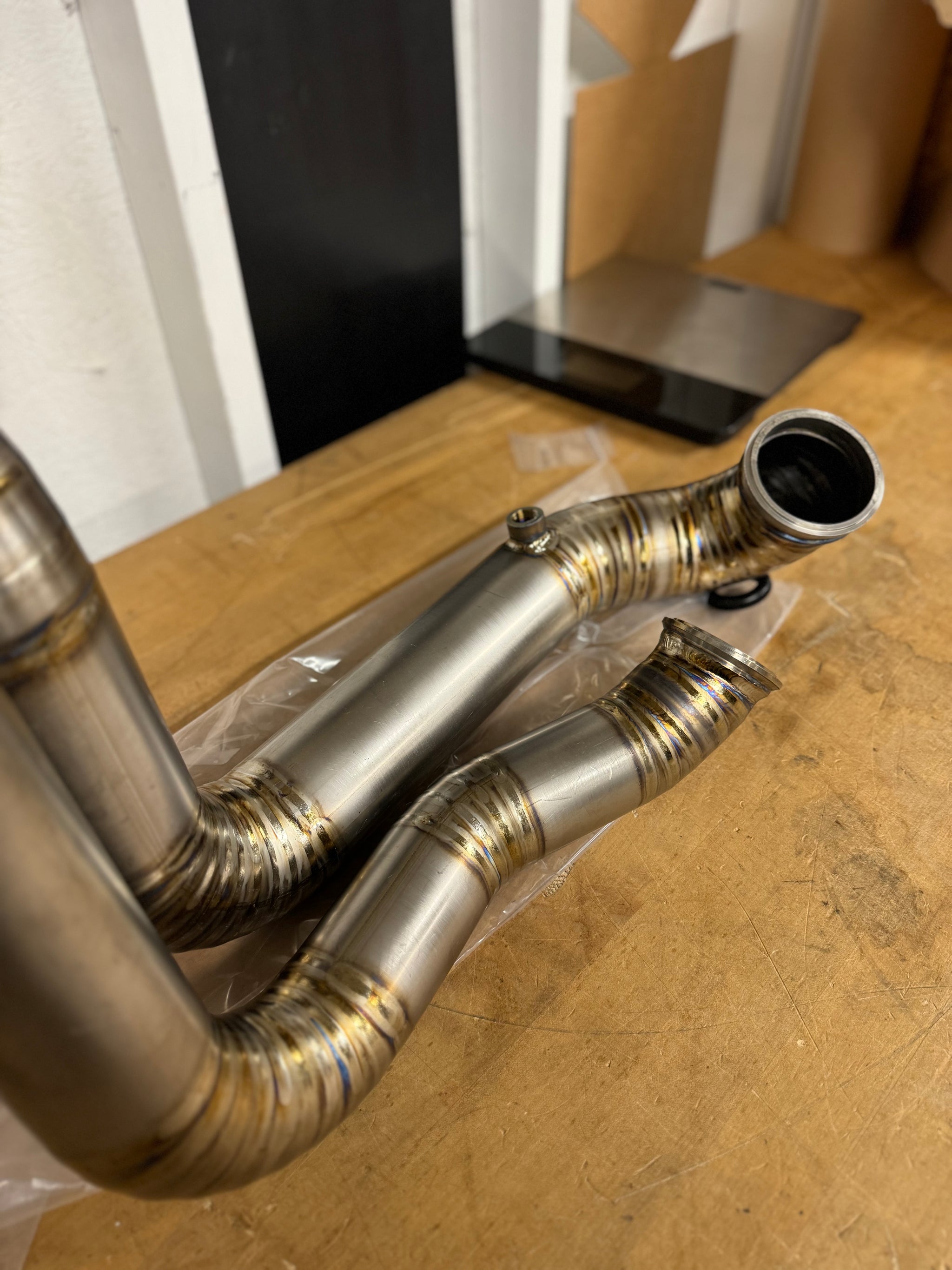 V2 Turbo Hood Exit Pipes Dc5creations